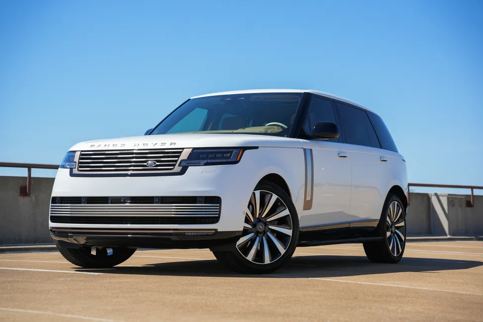 2024 Land Rover Range Rover SV LWB P615 SV LWB P615 for sale on Sotheby ...